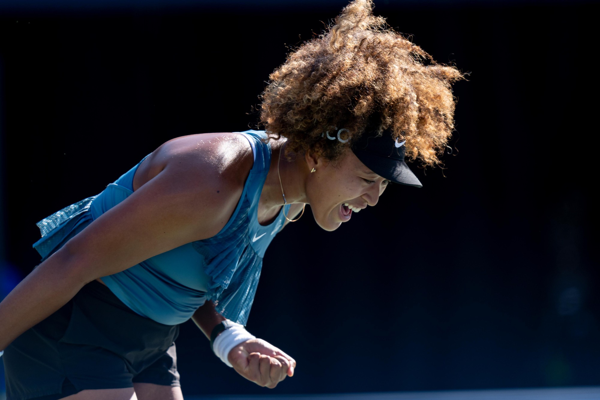 Tennis racket string tension pro player